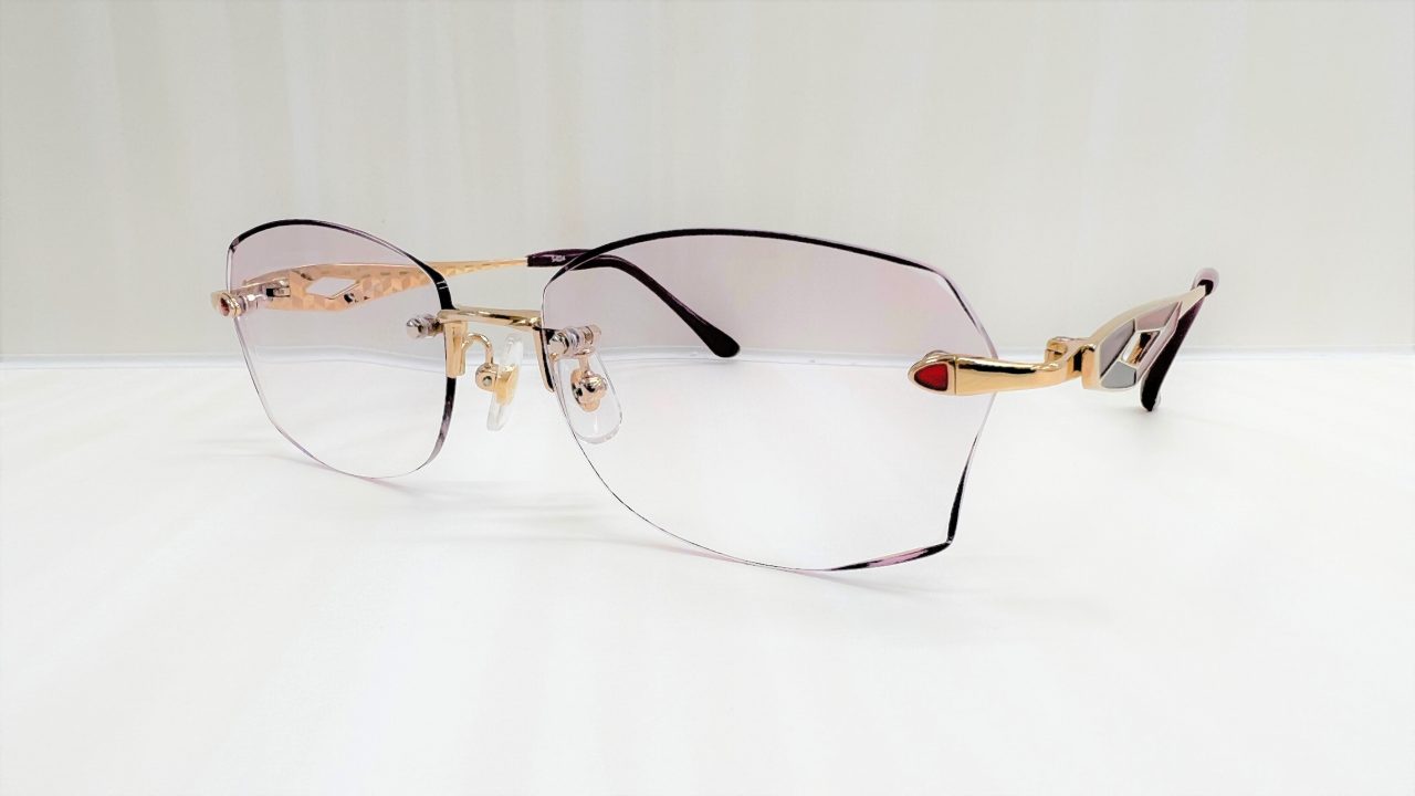 煌めきのエスプロローグ | メガネのセイコー｜千葉県船橋市北習志野駅前のメガネ専門店